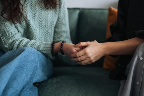 How to Help Someone with Bipolar Disorder | Thousand Branches Wellness
